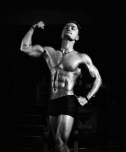 4 Pack vs 6 Pack vs 8 Pack Abs Explained (with Pictures)