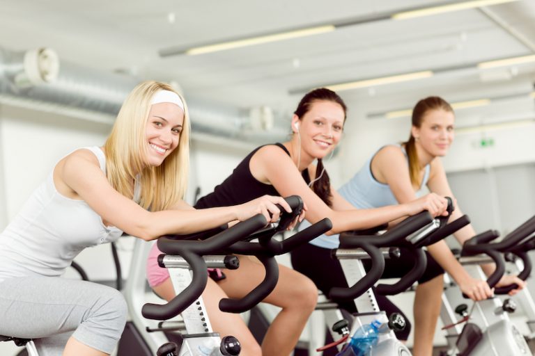 Spin Class Pros & Cons: Should You Take Up Cycling Exercise?