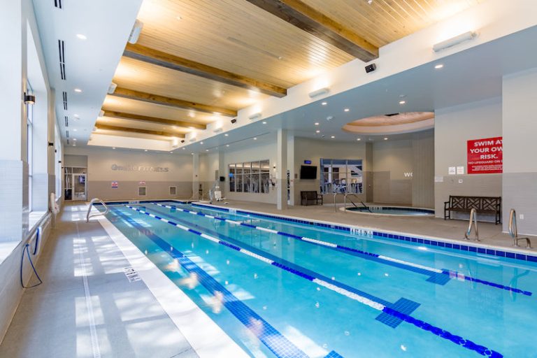Does OneLife Fitness Have a Pool? (Photos & Amenities Explained)