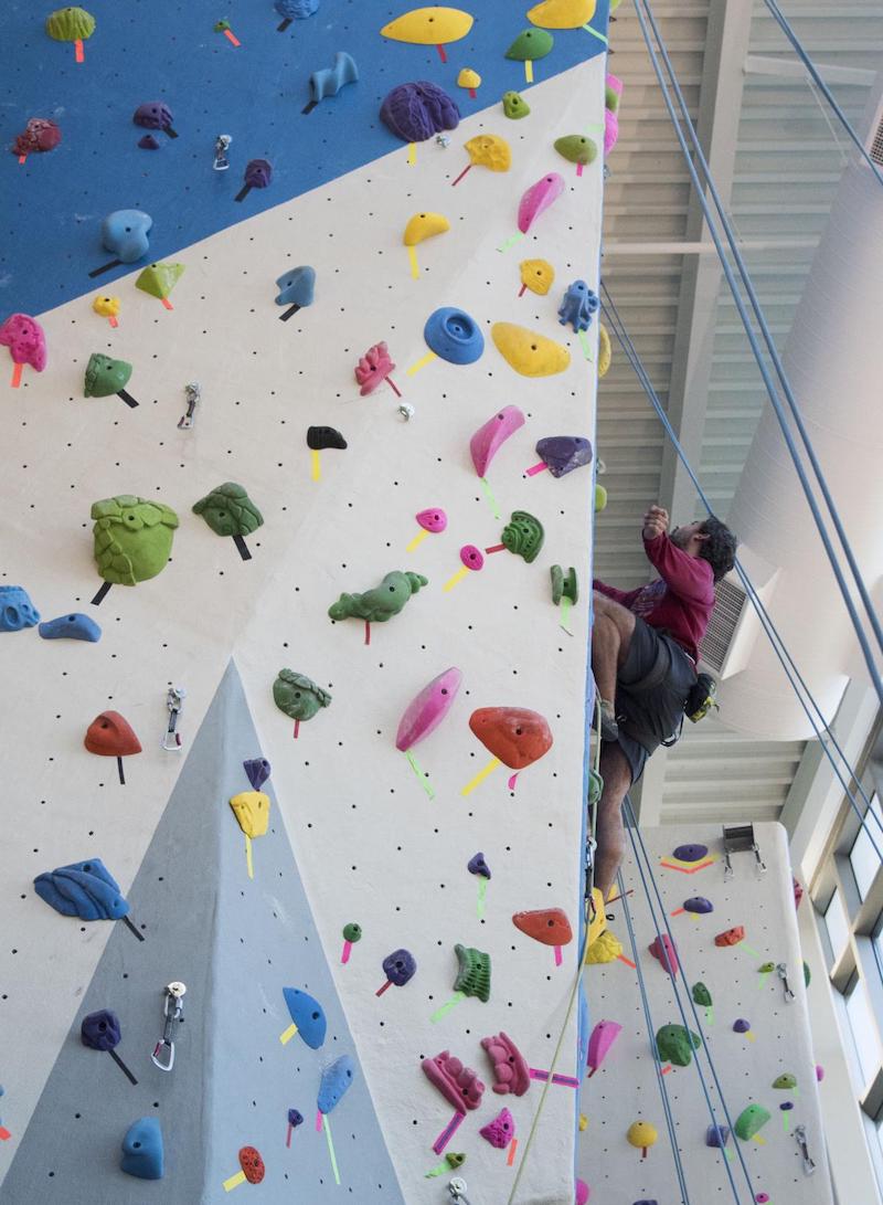 Penn State Gym Amenities Explained & Reviews