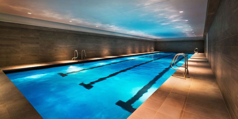 The 7 Best Gyms with Pools, Saunas & Hot Tubs (with Photos)